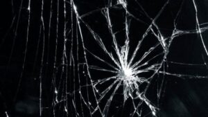 50+ Tema Wallpaper Layar Pecah HD Terlihat Asli - Sepoin